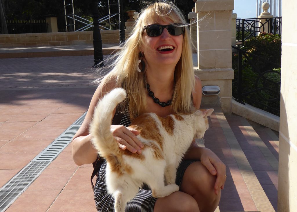 Novelist, poet, scholar - Ros Barber